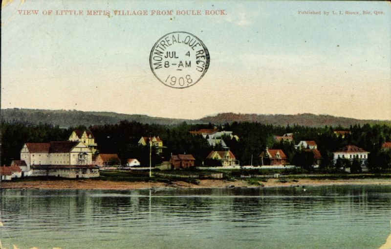 View of Little Metis Village from Boule Rock | BAnQ numérique