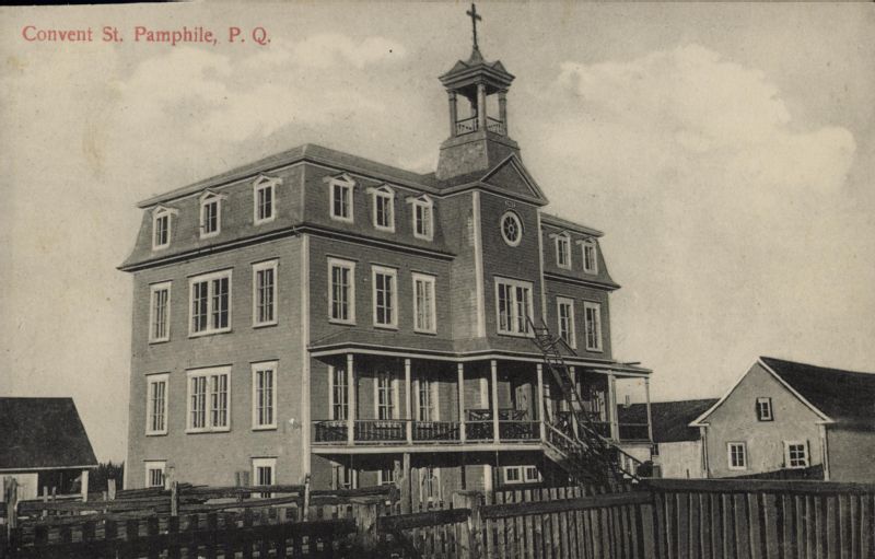 Convent St. Pamphile, P.Q. (Couvent de St-Pamphile, P.Q.) | BAnQ numérique
