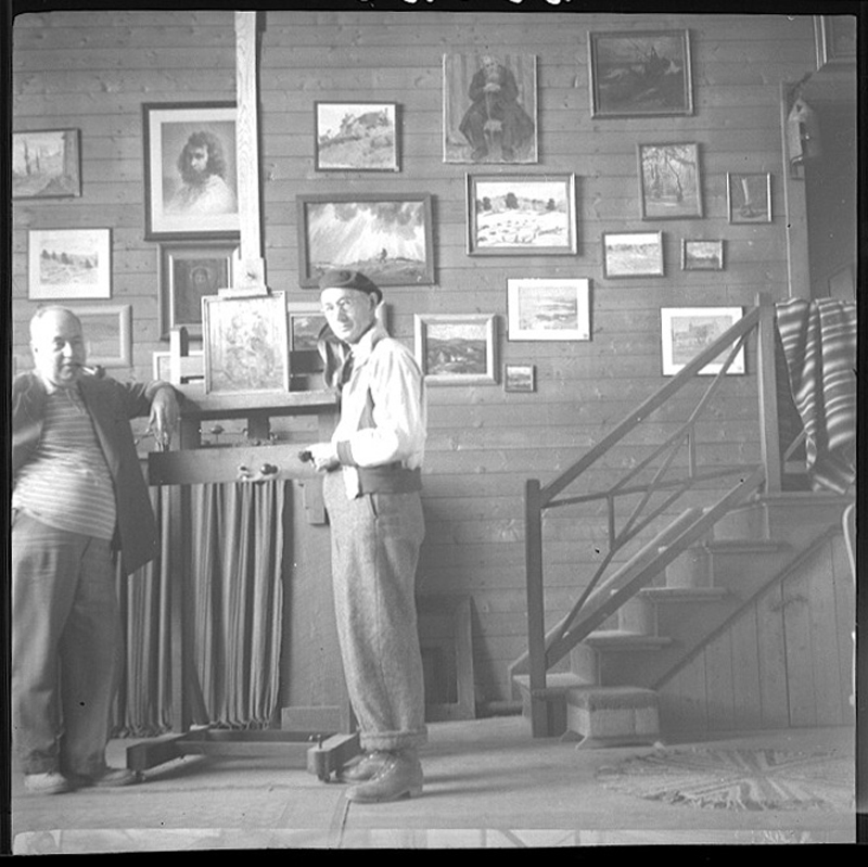 Studio du peintre Rodolphe Duguay à Nicolet avec, à gauche, Georges ...