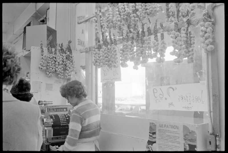 Scènes de Montréal pour une histoire de voyage | BAnQ numérique