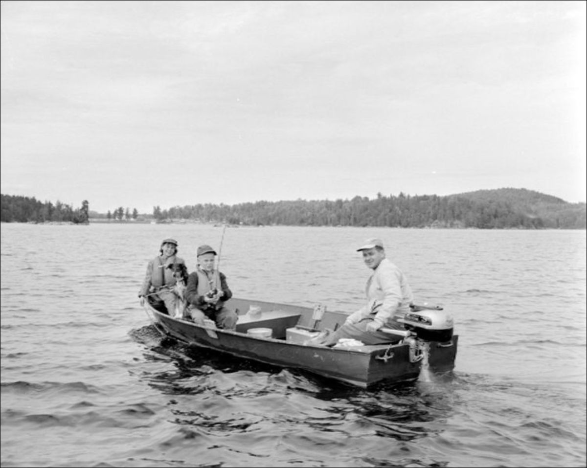 Ministère de la Chasse et des Pêcheries. Tournoi de pêche Molson au lac ...